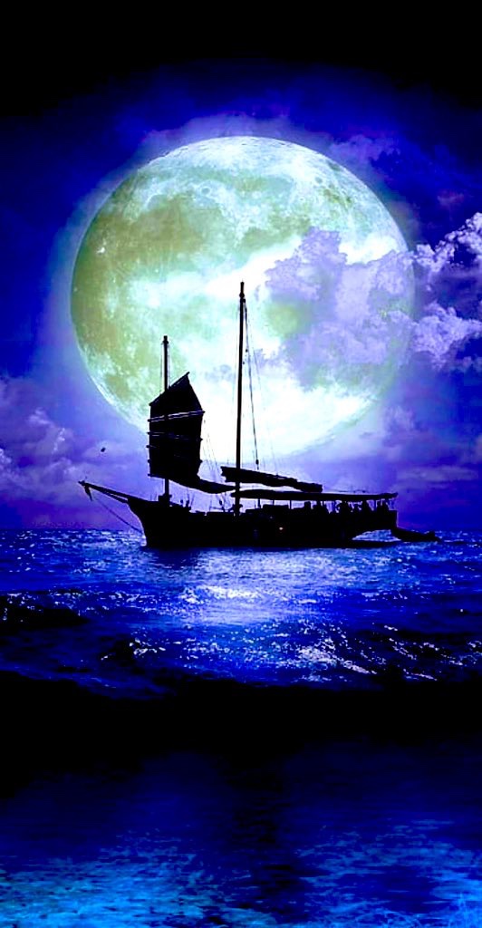 Alabaster Moon – Tanka – A Poem by Anita Bacha – Anita Bacha